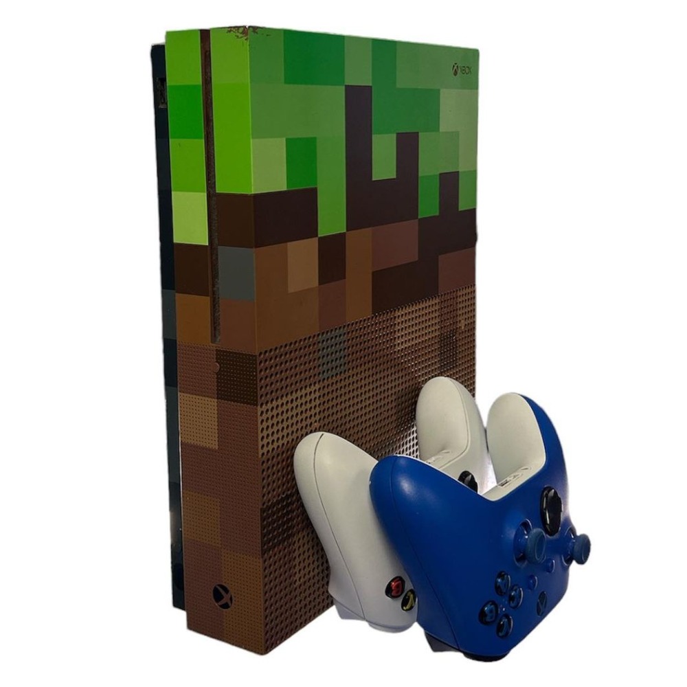 Used Microsoft Xbox One S 1TB Minecraft Green Edition - Unboxed With 2 ...